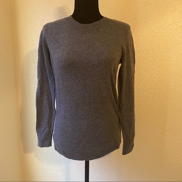 LOFT | Sweaters | Loft Gray Shirttail Sweater | Poshmark